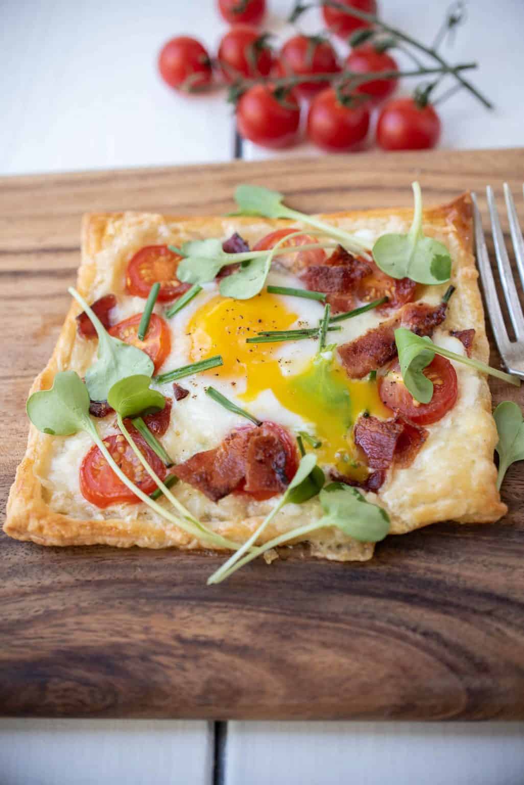 Bacon Egg and Tomato Breakfast Tarts - Culinary Ginger