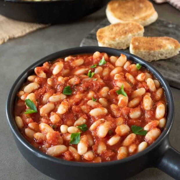 Tuscan Tomato Beans all'uccelletto - Culinary Ginger